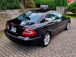 Melns Mercedes-Benz CLK-Class 2005 Tallina, ar dzinēja tilpumu 2.70 L un nobraukumu 200 tūkst. km par 7700 €, foto 9 vietnē AUTOMOTO.COM.LV