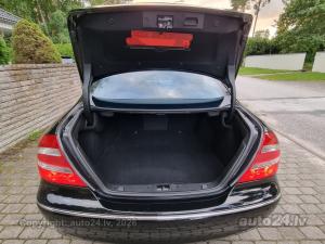 Black Mercedes-Benz CLK-Class 2005 in Tallinn, with an engine capacity of 2.70 L and mileage of 200 thousand km for 7700 €, photo 17 on AUTOMOTO.COM.LV