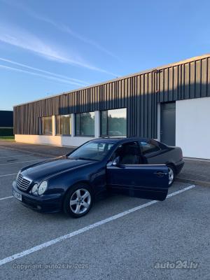 Zils Mercedes-Benz CLK-Class 1999 Keila, ar dzinēja tilpumu 2.00 L un nobraukumu 300 tūkst. km par 1600 €, foto 9 vietnē AUTOMOTO.COM.LV