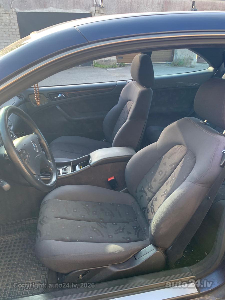 Zils Mercedes-Benz CLK-Class 1999 Keila, ar dzinēja tilpumu 2.00 L un nobraukumu 300 tūkst. km par 1600 €, foto 11 vietnē AUTOMOTO.COM.LV