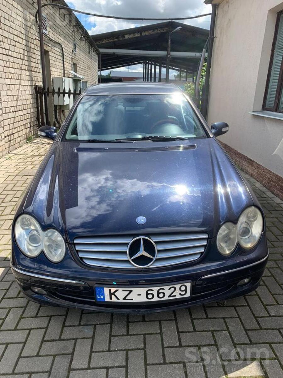 Zils Mercedes-Benz CLK-Class 2004 Rīga, ar dzinēja tilpumu 2.70 L un nobraukumu 337 tūkst. km par 3000 €, foto 6 vietnē AUTOMOTO.COM.LV