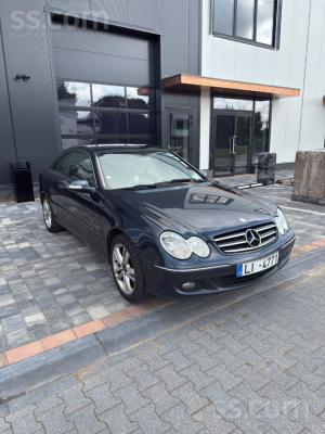 Blue Mercedes-Benz CLK-Class 2005 in Riga, with an engine capacity of 2.20 L and mileage of 306 thousand km for 3750 €, photo 3 on AUTOMOTO.COM.LV