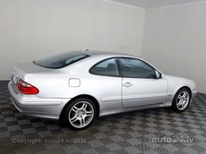 Mercedes-Benz CLK-Class 2000 Tallina, ar dzinēja tilpumu 3.20 L un nobraukumu 331 tūkst. km par 1599 €, foto 4 vietnē AUTOMOTO.COM.LV