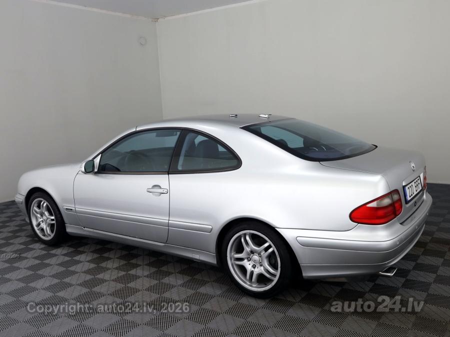 Mercedes-Benz CLK-Class 2000 Tallina, ar dzinēja tilpumu 3.20 L un nobraukumu 331 tūkst. km par 1599 €, foto 5 vietnē AUTOMOTO.COM.LV