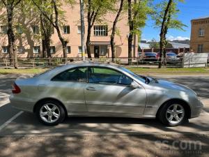 Mercedes-Benz CLK-Class 2004 in Riga, with an engine capacity of 2.70 L and mileage of 281 thousand km for 3800 €, photo 7 on AUTOMOTO.COM.LV