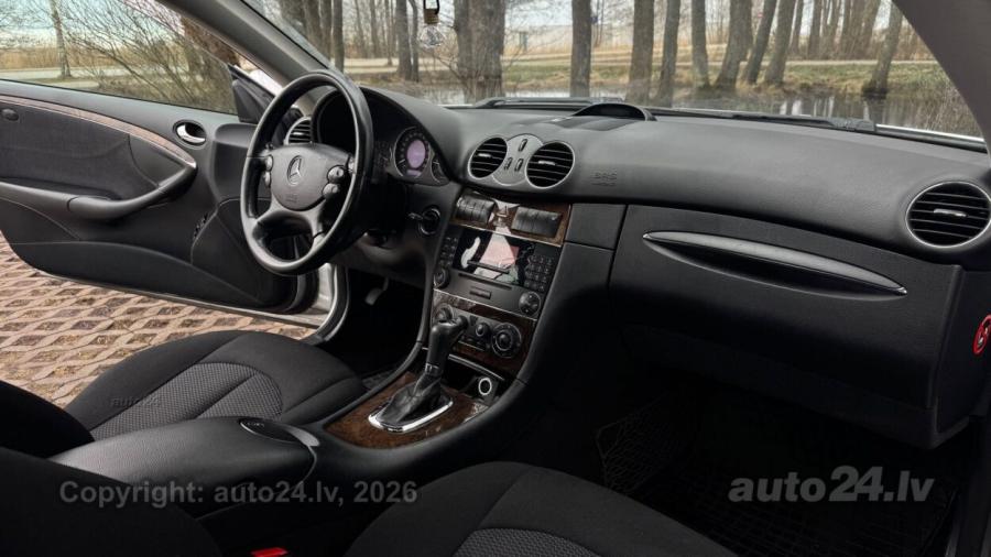 Mercedes-Benz CLK-Class 2005 in Tallinn, with an engine capacity of 2.10 L and mileage of 379 thousand km for 4500 €, photo 11 on AUTOMOTO.COM.LV