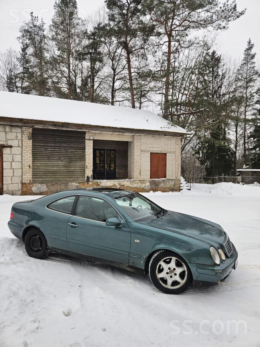 Green Mercedes-Benz CLK-Class 1997 in Madona, with an engine capacity of 2.00 L and mileage of 0 thousand km for 1500 €, photo 3 on AUTOMOTO.COM.LV
