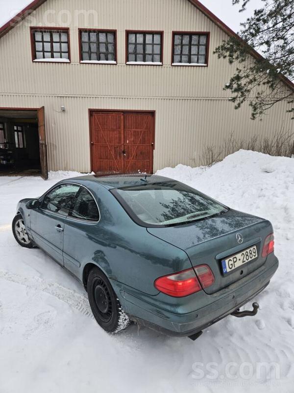 Green Mercedes-Benz CLK-Class 1997 in Madona, with an engine capacity of 2.00 L and mileage of 0 thousand km for 1500 €, photo 4 on AUTOMOTO.COM.LV