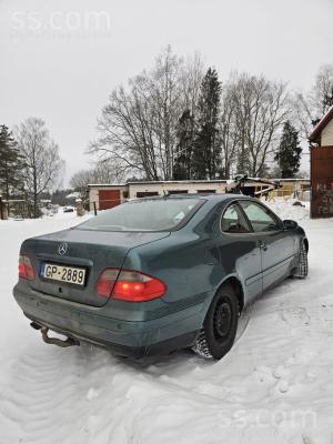 Green Mercedes-Benz CLK-Class 1997 in Madona, with an engine capacity of 2.00 L and mileage of 0 thousand km for 1500 €, photo 5 on AUTOMOTO.COM.LV