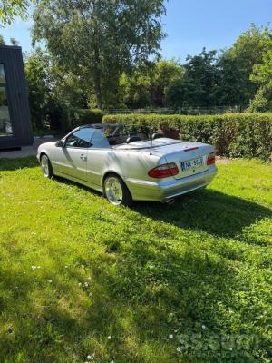 Pelēks Mercedes-Benz CLK-Class 2001 Ventspils, ar dzinēja tilpumu 2.30 L un nobraukumu 250 tūkst. km par 5200 €, foto 4 vietnē AUTOMOTO.COM.LV