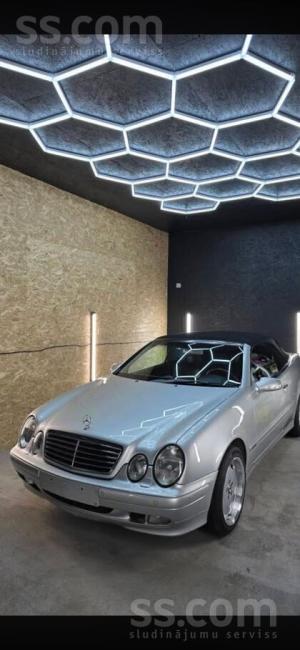 Pelēks Mercedes-Benz CLK-Class 2001 Ventspils, ar dzinēja tilpumu 2.30 L un nobraukumu 250 tūkst. km par 5200 €, foto 8 vietnē AUTOMOTO.COM.LV