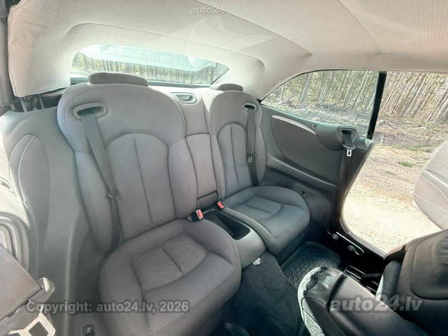 Grey Mercedes-Benz CLK-Class 2004 in Tallinn, with an engine capacity of 1.80 L and mileage of 265 thousand km for 4399 €, photo 14 on AUTOMOTO.COM.LV