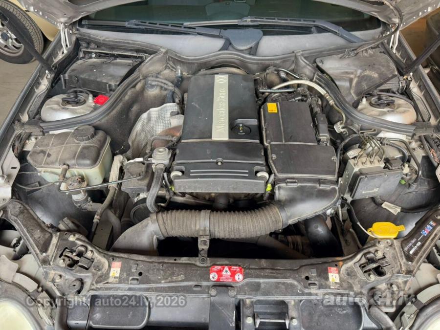 Grey Mercedes-Benz CLK-Class 2004 in Tallinn, with an engine capacity of 1.80 L and mileage of 265 thousand km for 4399 €, photo 15 on AUTOMOTO.COM.LV
