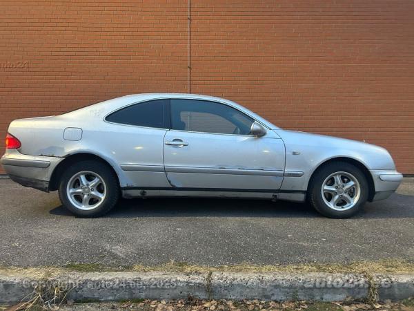 Grey Mercedes-Benz CLK-Class 1999 in Tallinn, with an engine capacity of 2.00 L and mileage of 326 thousand km for 1699 €, photo 4 on AUTOMOTO.COM.LV