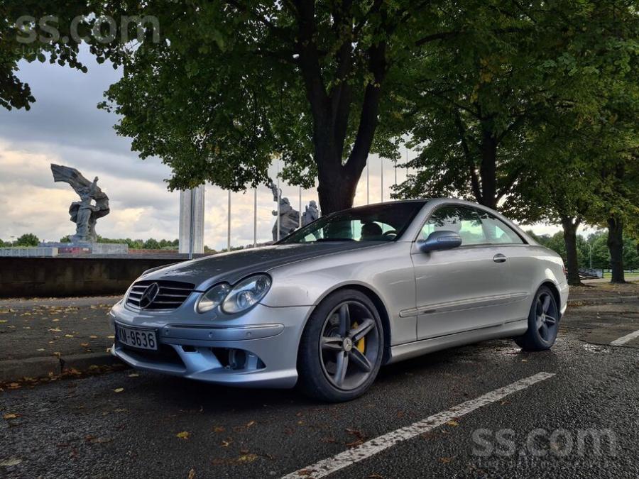Pelēks Mercedes-Benz CLK-Class 2002 Rīga, ar dzinēja tilpumu 3.20 L un nobraukumu 300 tūkst. km par 5500 €, foto 1 vietnē AUTOMOTO.COM.LV