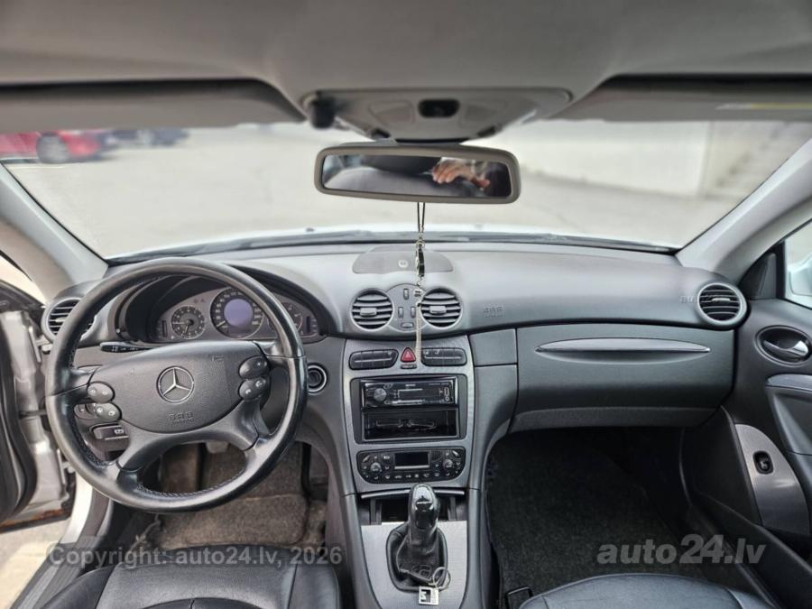 Grey Mercedes-Benz CLK-Class 2003 in Tallinn, with an engine capacity of 2.70 L and mileage of 404 thousand km for 5000 €, photo 10 on AUTOMOTO.COM.LV