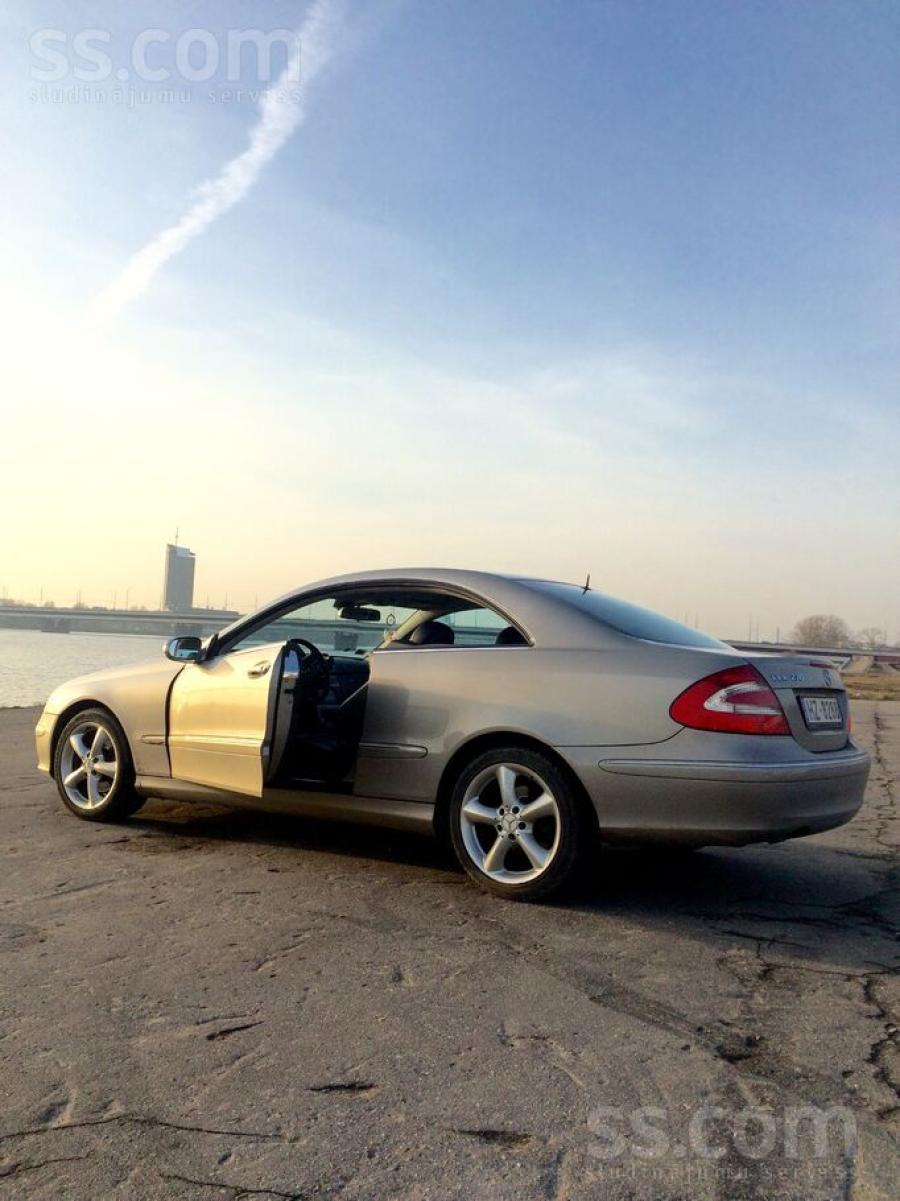 Pelēks Mercedes-Benz CLK-Class 2005 Rīga, ar dzinēja tilpumu 2.70 L un nobraukumu 310 tūkst. km par 4000 €, foto 1 vietnē AUTOMOTO.COM.LV
