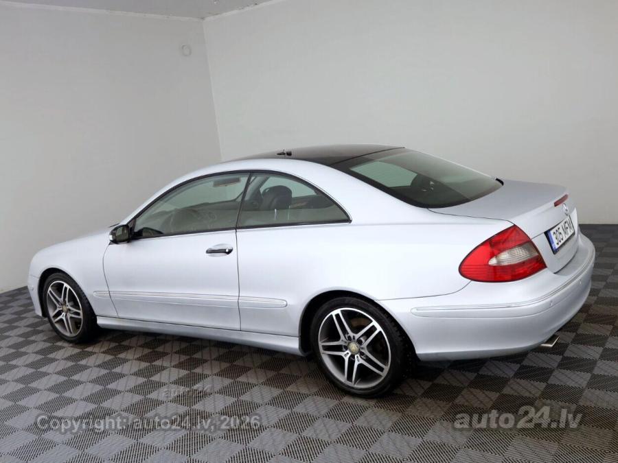 Pelēks Mercedes-Benz CLK-Class 2006 Tallina, ar dzinēja tilpumu 3.00 L un nobraukumu 245 tūkst. km par 2499 €, foto 4 vietnē AUTOMOTO.COM.LV