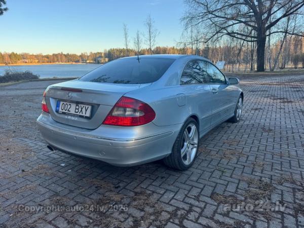 Pelēks Mercedes-Benz CLK-Class 2006 Tartu, ar dzinēja tilpumu 2.10 L un nobraukumu 276 tūkst. km par 4000 €, foto 3 vietnē AUTOMOTO.COM.LV