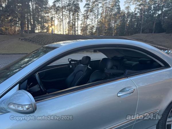 Pelēks Mercedes-Benz CLK-Class 2006 Tartu, ar dzinēja tilpumu 2.10 L un nobraukumu 276 tūkst. km par 4000 €, foto 9 vietnē AUTOMOTO.COM.LV