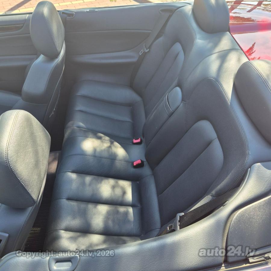 Sarkans Mercedes-Benz CLK-Class 2001 Tallina, ar dzinēja tilpumu 2.30 L un nobraukumu 144 tūkst. km par 11800 €, foto 12 vietnē AUTOMOTO.COM.LV
