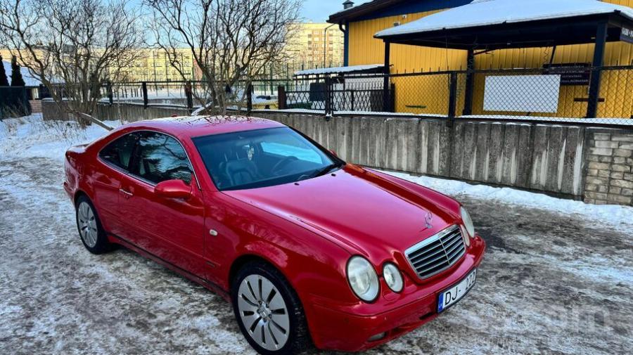 Red Mercedes-Benz CLK-Class 1999 in Riga, with an engine capacity of 3.20 L and mileage of 170 thousand km for 3450 €, photo 3 on AUTOMOTO.COM.LV