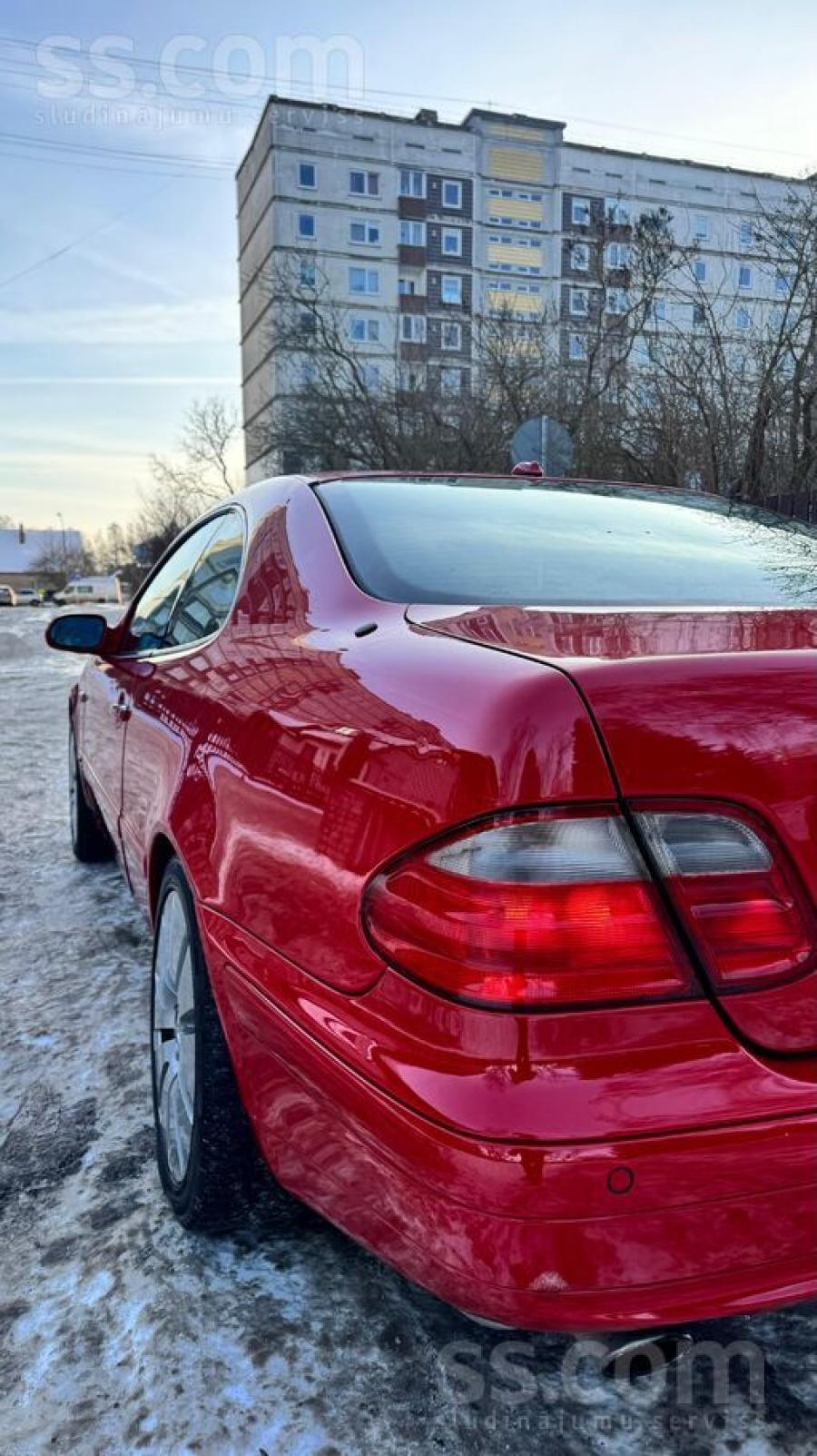 Red Mercedes-Benz CLK-Class 1999 in Riga, with an engine capacity of 3.20 L and mileage of 170 thousand km for 3450 €, photo 5 on AUTOMOTO.COM.LV