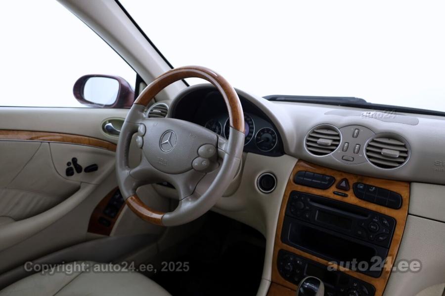 Sarkans Mercedes-Benz CLK-Class 2003 Tallina, ar dzinēja tilpumu 1.80 L un nobraukumu 232 tūkst. km par 1599 €, foto 5 vietnē AUTOMOTO.COM.LV