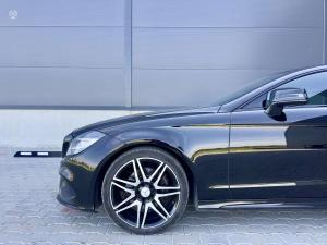 Черный Мерседес CLS 220 2015 в Шяуляй, объемом двигателя 2.20 л и пробегом 215 тыс. км за 12600 €, фото 5 на AUTOMOTO.COM.LV