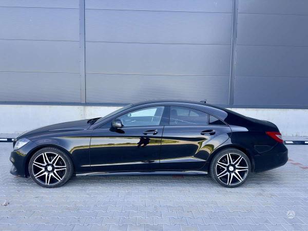 Черный Мерседес CLS 220 2015 в Шяуляй, объемом двигателя 2.20 л и пробегом 215 тыс. км за 12600 €, фото 6 на AUTOMOTO.COM.LV