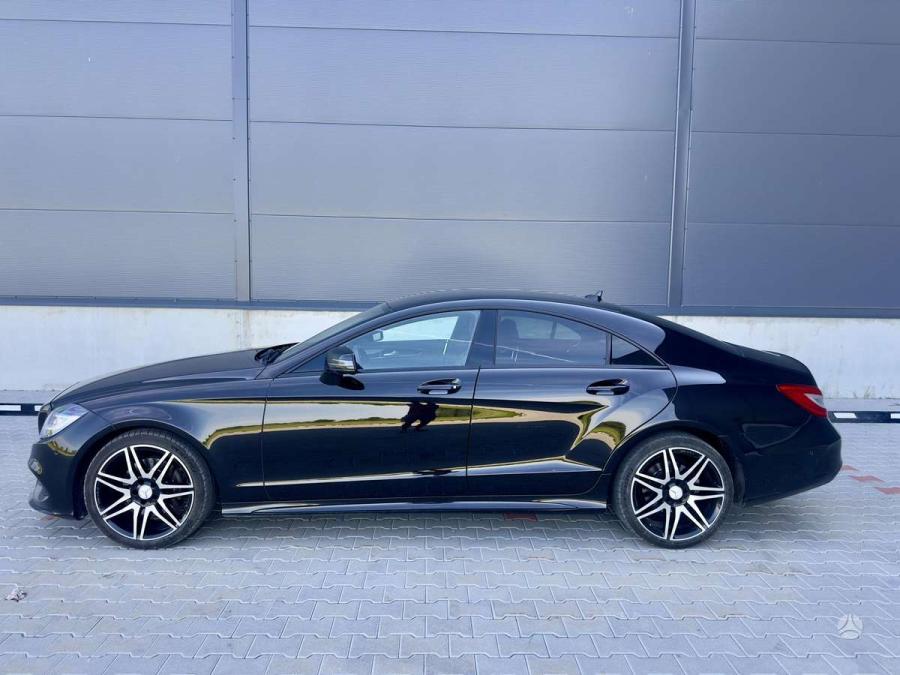 Черный Мерседес CLS 220 2015 в Шяуляй, объемом двигателя 2.20 л и пробегом 215 тыс. км за 12600 €, фото 7 на AUTOMOTO.COM.LV