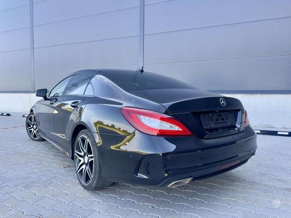 Черный Мерседес CLS 220 2015 в Шяуляй, объемом двигателя 2.20 л и пробегом 215 тыс. км за 12600 €, фото 10 на AUTOMOTO.COM.LV