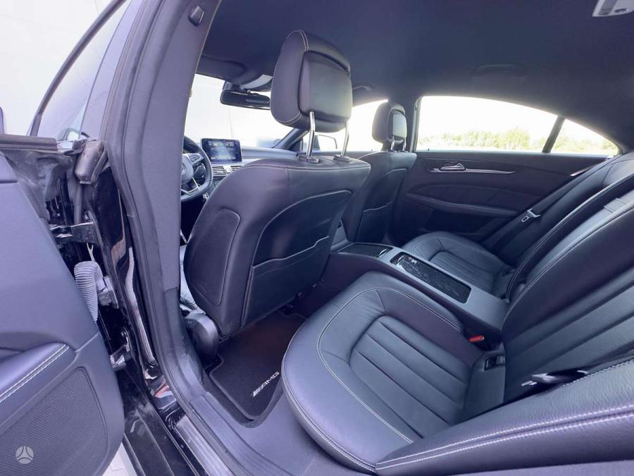 Черный Мерседес CLS 220 2015 в Шяуляй, объемом двигателя 2.20 л и пробегом 215 тыс. км за 12600 €, фото 18 на AUTOMOTO.COM.LV