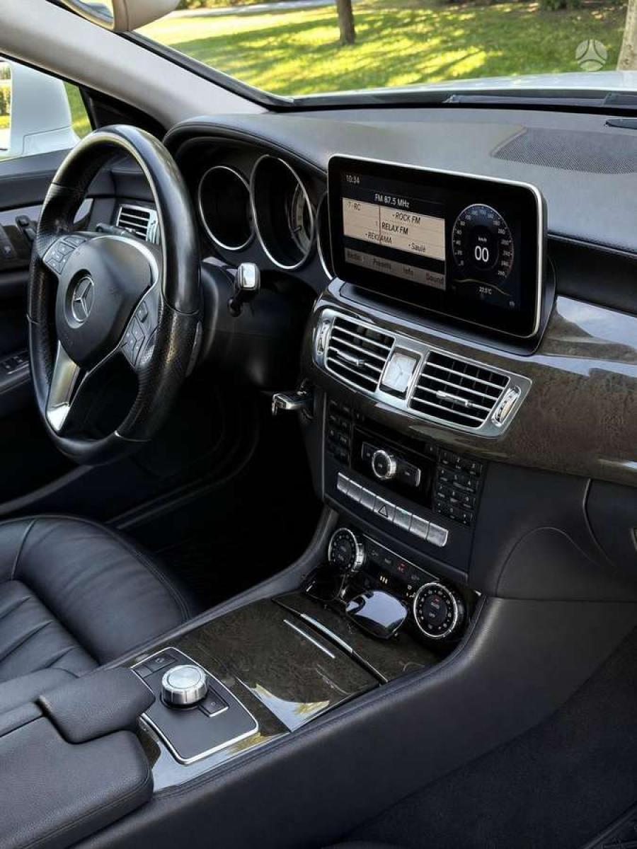 Серый Мерседес CLS 220 2012 в Клайпеда, объемом двигателя 2.20 л и пробегом 279 тыс. км за 10700 €, фото 19 на AUTOMOTO.COM.LV