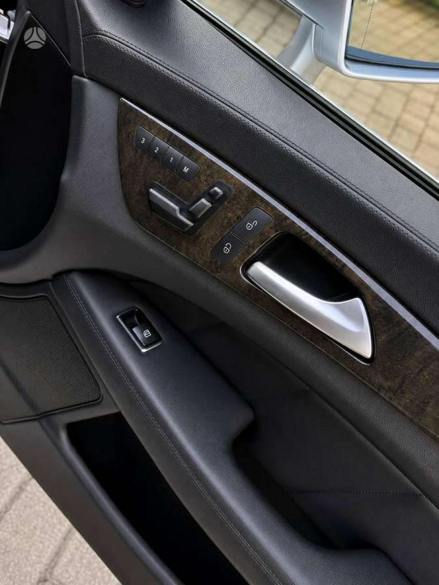 Серый Мерседес CLS 220 2012 в Клайпеда, объемом двигателя 2.20 л и пробегом 279 тыс. км за 10700 €, фото 20 на AUTOMOTO.COM.LV
