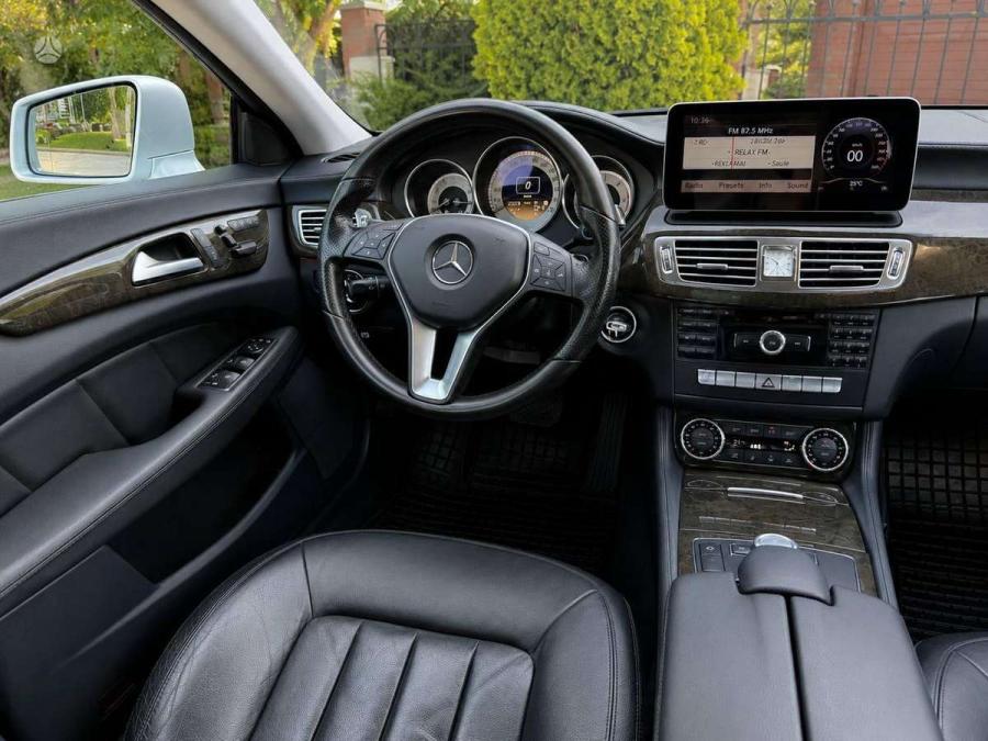 Серый Мерседес CLS 220 2012 в Клайпеда, объемом двигателя 2.20 л и пробегом 279 тыс. км за 10650 €, фото 9 на AUTOMOTO.COM.LV