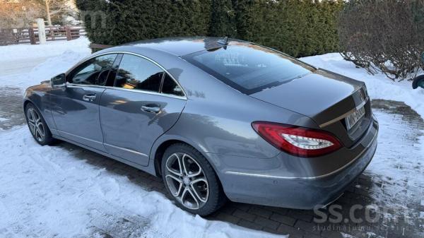 Серый Мерседес CLS 220 2016 в Рига, объемом двигателя 2.20 л и пробегом 196 тыс. км за 14600 €, фото 3 на AUTOMOTO.COM.LV