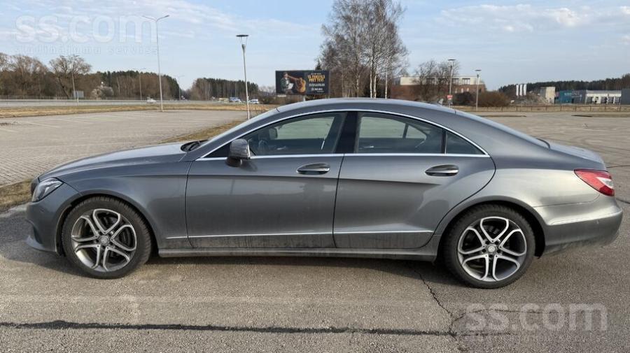 Pelēks Mercedes-Benz CLS 220 2016 Rīga, ar dzinēja tilpumu 2.20 L un nobraukumu 196 tūkst. km par 15100 €, foto 3 vietnē AUTOMOTO.COM.LV