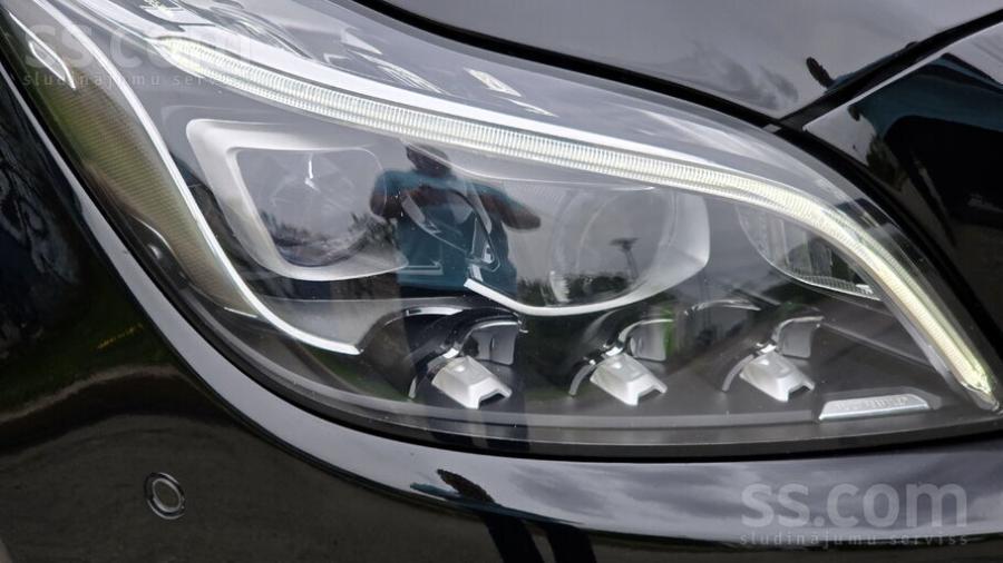 Melns Mercedes-Benz CLS 250 2015 Rīga, ar dzinēja tilpumu 2.20 L un nobraukumu 250 tūkst. km par 18500 €, foto 12 vietnē AUTOMOTO.COM.LV