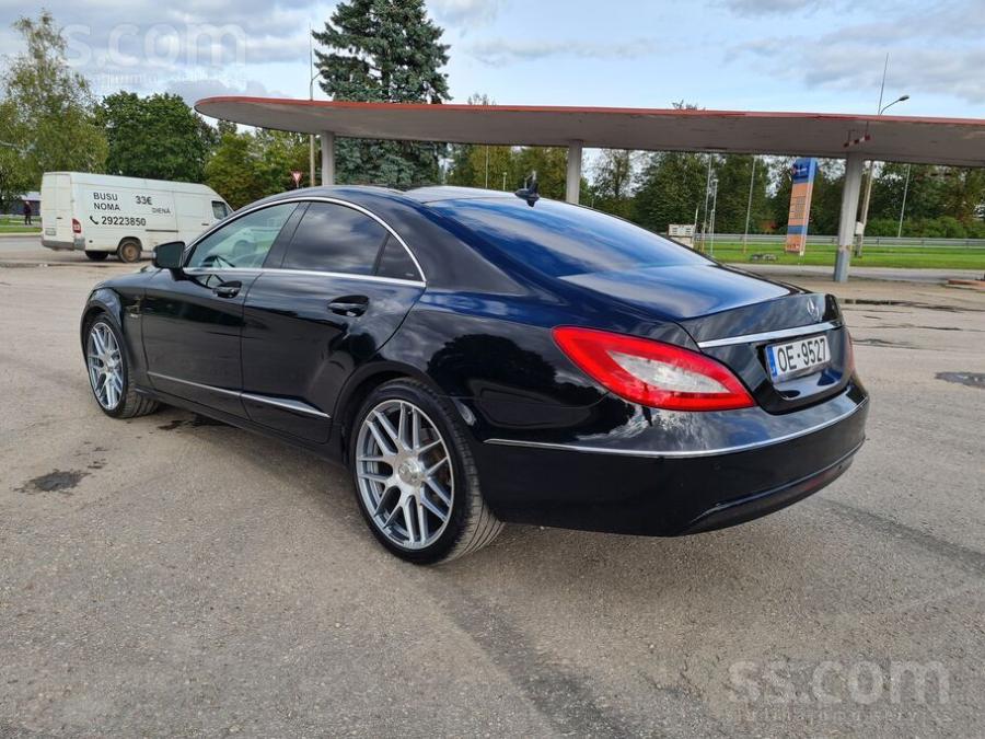 Melns Mercedes-Benz CLS 250 2012 Ogre, ar dzinēja tilpumu 2.20 L un nobraukumu 0 tūkst. km par 11700 €, foto 8 vietnē AUTOMOTO.COM.LV