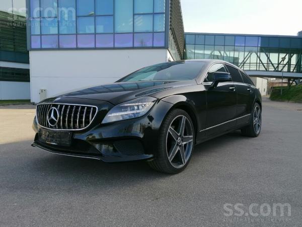 Black Mercedes-Benz CLS 250 2013 in Daugavpils, with an engine capacity of 2.20 L and mileage of 203 thousand km for 11700 €, photo 4 on AUTOMOTO.COM.LV