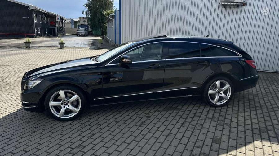 Melns Mercedes-Benz CLS 250 2013 Marijampole, ar dzinēja tilpumu 2.14 L un nobraukumu 276 tūkst. km par 12700 €, foto 13 vietnē AUTOMOTO.COM.LV