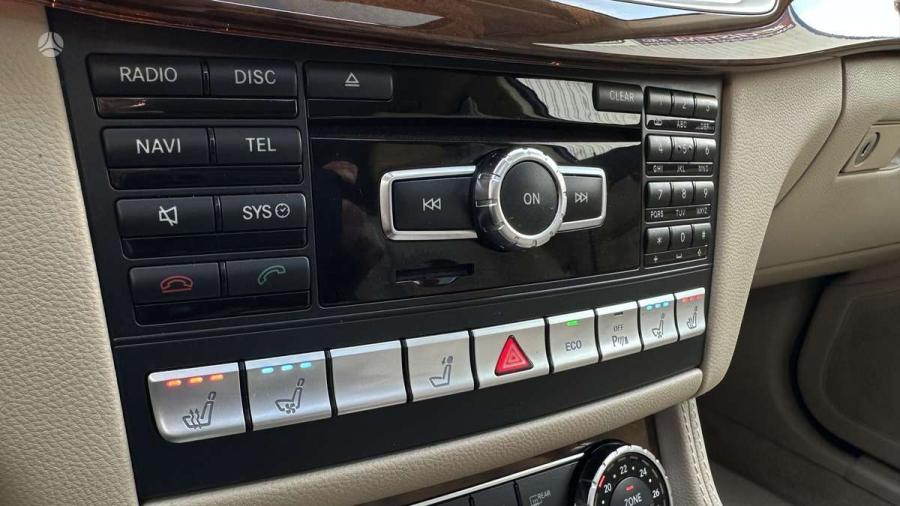 Melns Mercedes-Benz CLS 250 2013 Marijampole, ar dzinēja tilpumu 2.14 L un nobraukumu 276 tūkst. km par 12700 €, foto 21 vietnē AUTOMOTO.COM.LV