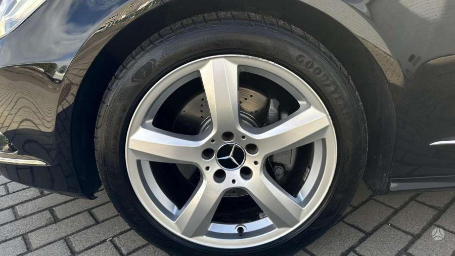 Melns Mercedes-Benz CLS 250 2013 Marijampole, ar dzinēja tilpumu 2.14 L un nobraukumu 276 tūkst. km par 12700 €, foto 35 vietnē AUTOMOTO.COM.LV