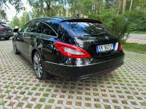 Black Mercedes-Benz CLS 250 2014 in Vilnius, with an engine capacity of 2.14 L and mileage of 320 thousand km for 10900 €, photo 5 on AUTOMOTO.COM.LV
