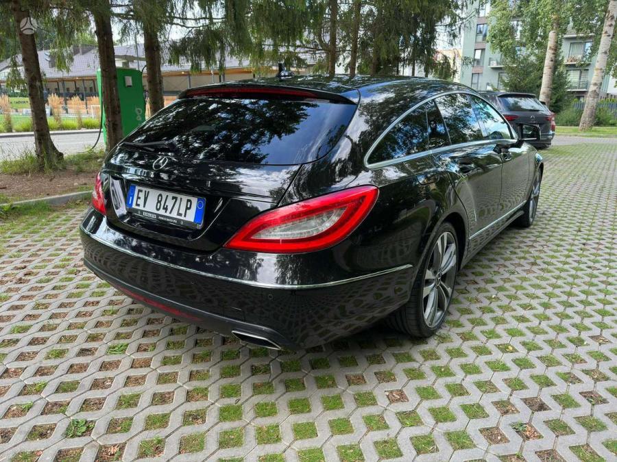 Black Mercedes-Benz CLS 250 2014 in Vilnius, with an engine capacity of 2.14 L and mileage of 320 thousand km for 10900 €, photo 11 on AUTOMOTO.COM.LV