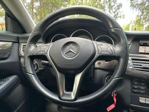 Black Mercedes-Benz CLS 250 2014 in Vilnius, with an engine capacity of 2.14 L and mileage of 320 thousand km for 10900 €, photo 18 on AUTOMOTO.COM.LV