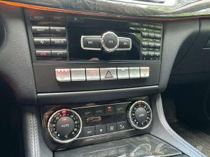Black Mercedes-Benz CLS 250 2014 in Vilnius, with an engine capacity of 2.14 L and mileage of 320 thousand km for 10900 €, photo 21 on AUTOMOTO.COM.LV