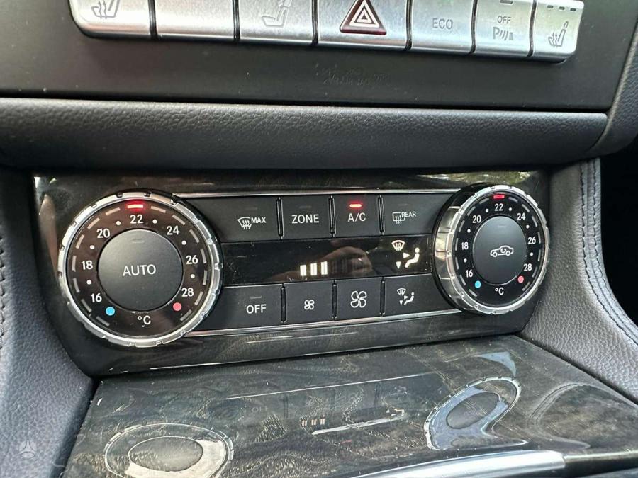 Black Mercedes-Benz CLS 250 2014 in Vilnius, with an engine capacity of 2.14 L and mileage of 320 thousand km for 10900 €, photo 22 on AUTOMOTO.COM.LV
