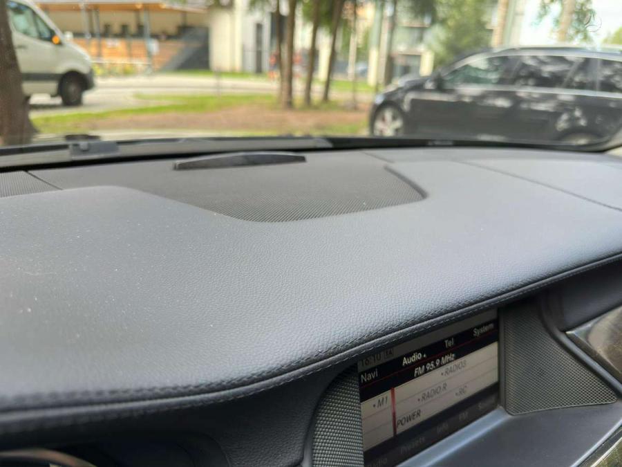 Black Mercedes-Benz CLS 250 2014 in Vilnius, with an engine capacity of 2.14 L and mileage of 320 thousand km for 10900 €, photo 31 on AUTOMOTO.COM.LV